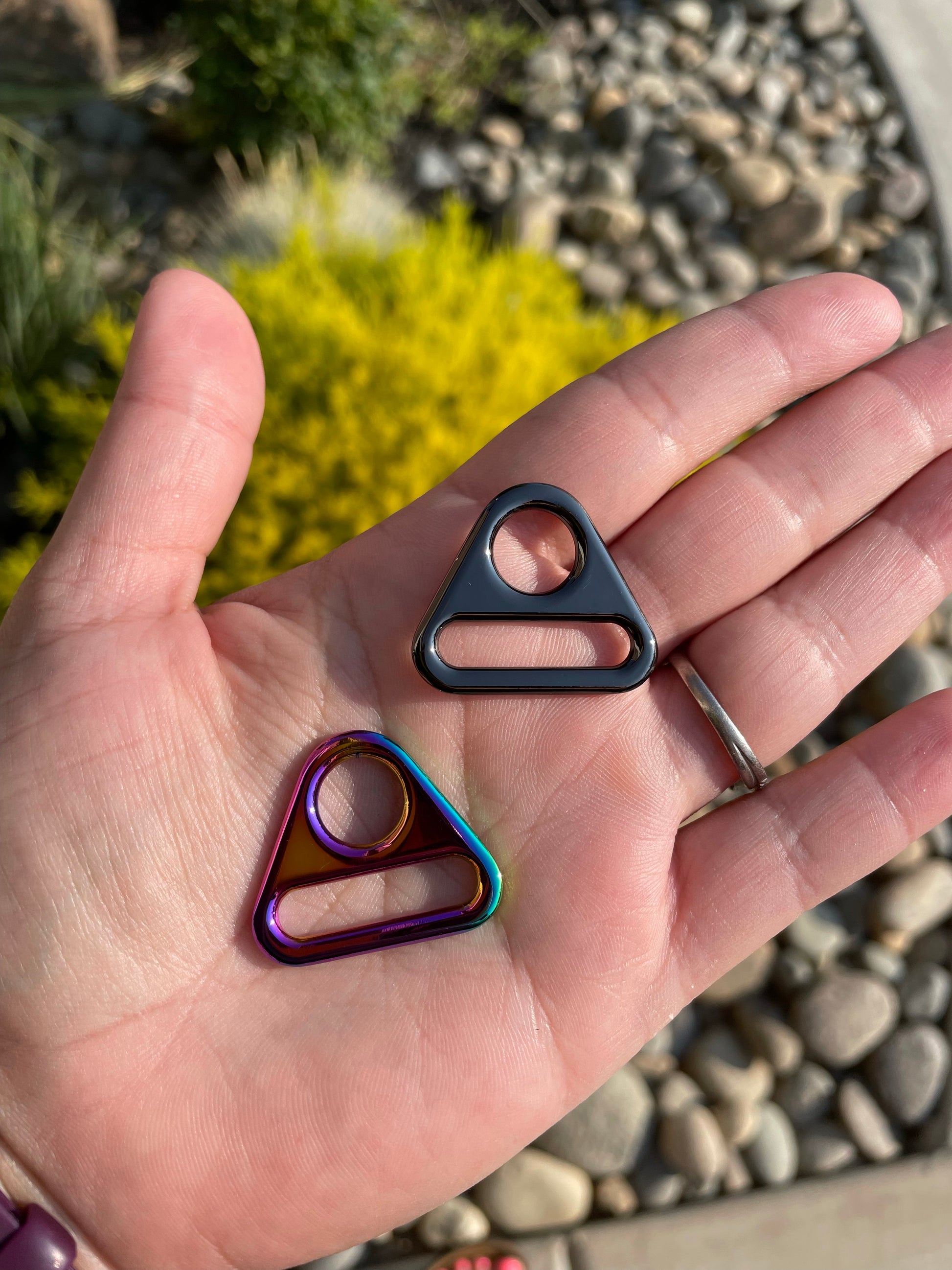 Triangle Strap Connector 1” Wide (5 packs) – Wonderground Fabrics